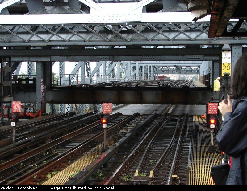 Broadway Bridge opening
